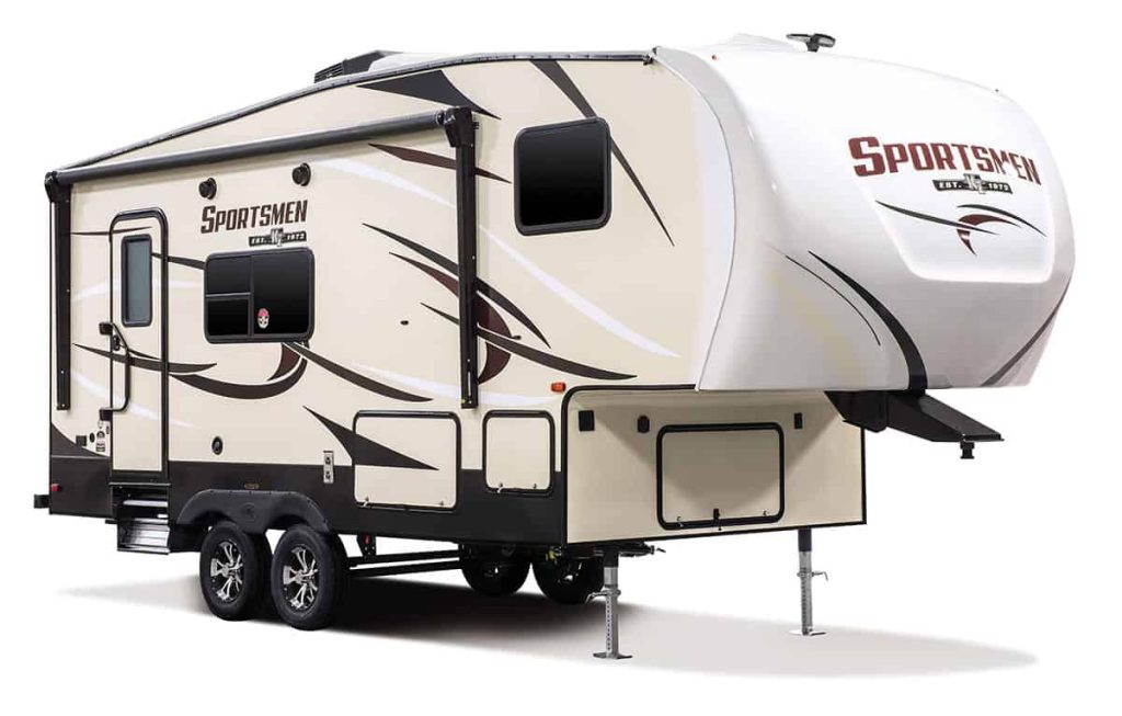 9 Amazing Fifth Wheels Under 30 Feet (With Pictures) | GoDownsize