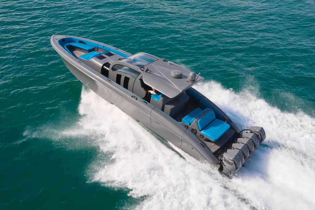 Are Midnight Express Boats Reliable & Good? (Helpful Tips) | GoDownsize