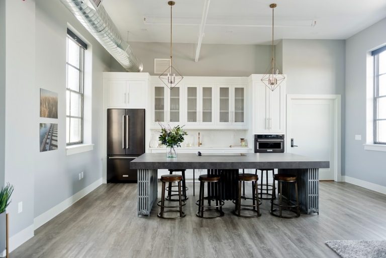 How To Find High-Ceiling Apartments? 12 Things To Look For