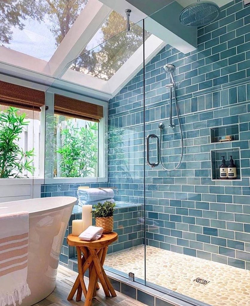 12 Bathroom Window Ideas That Just Look Amazing | GoDownsize