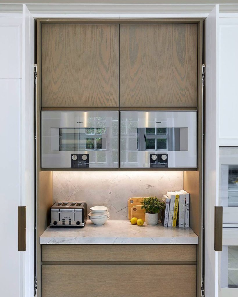 Lighting For Small Kitchens: 9 Beautiful Ideas | GoDownsize