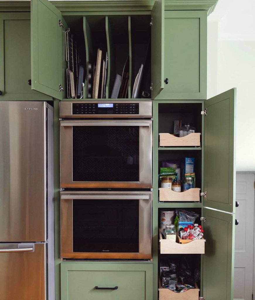 22 Green Kitchen Designs For Small Spaces | GoDownsize