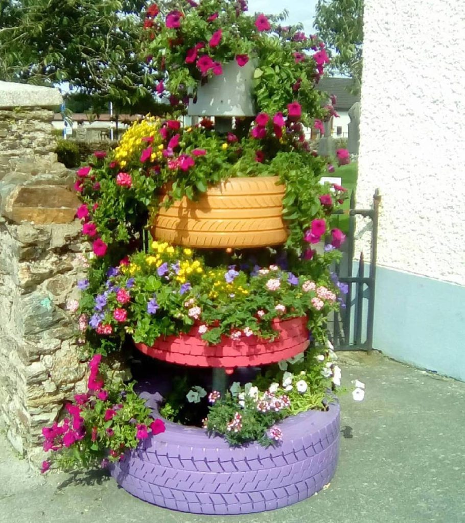 13 Ways To Reuse Old Tires In Your Garden | GoDownsize
