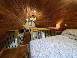 35 Tiny Houses With Lofts That Just Work | GoDownsize