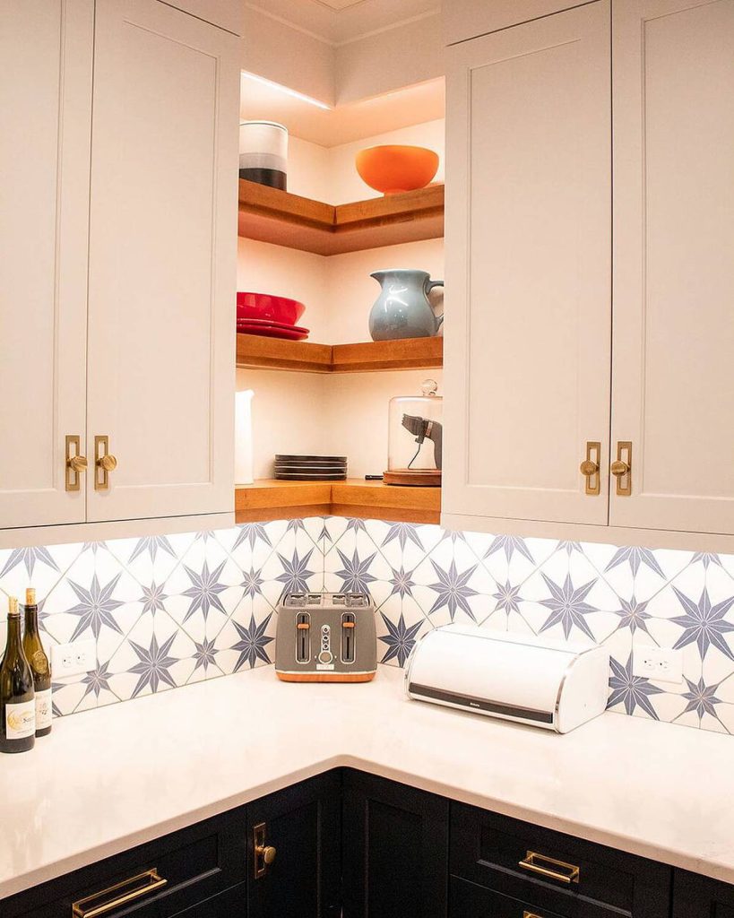16 Kitchen Backsplash Ideas For Small Homes | GoDownsize