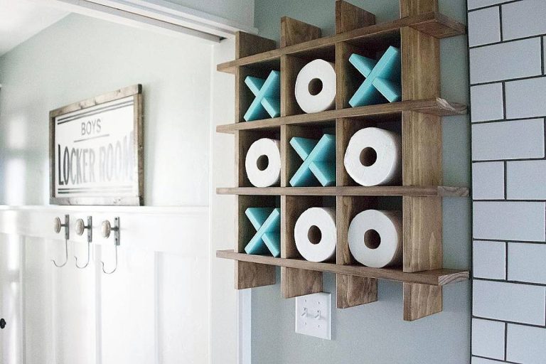 27 Great Wall-Mounted Toilet Paper Holders | GoDownsize