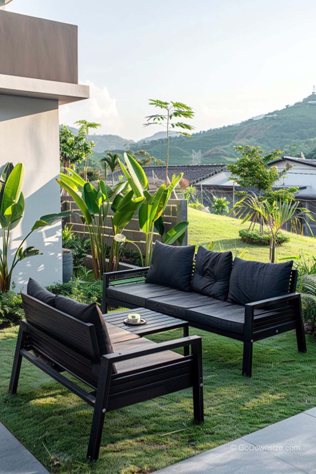 29 Nice Patios For Small Gardens That Look Amazing | GoDownsize