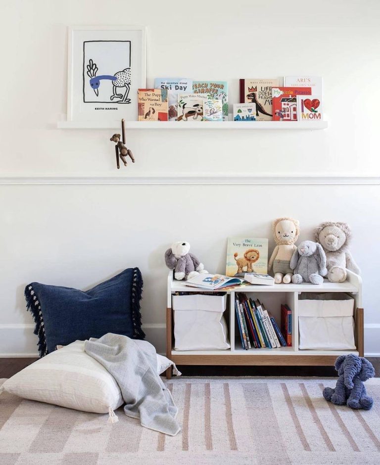 25 Small Bookshelves That Look Amazing | GoDownsize