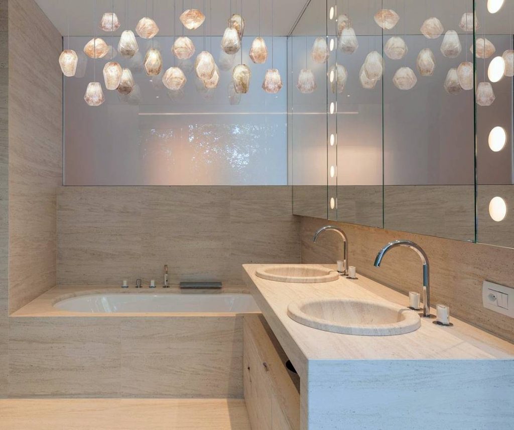 24 Bathroom Lamps That Just Look Great | GoDownsize