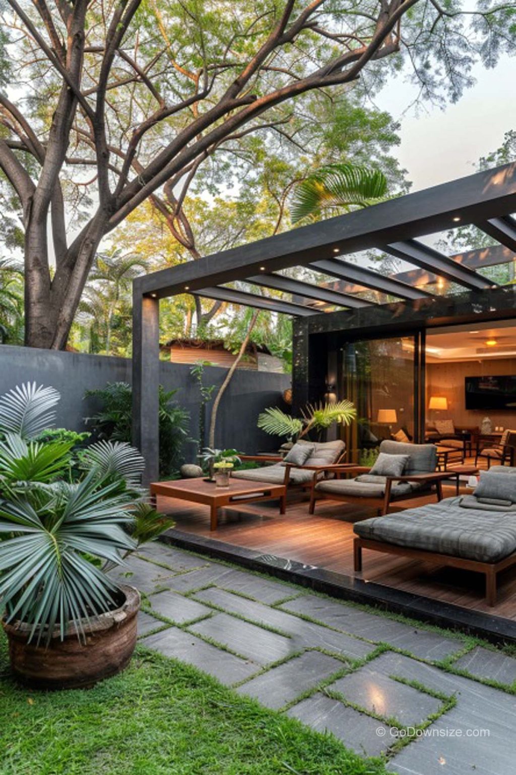 24 Backyard Shade Ideas For Small Gardens | GoDownsize