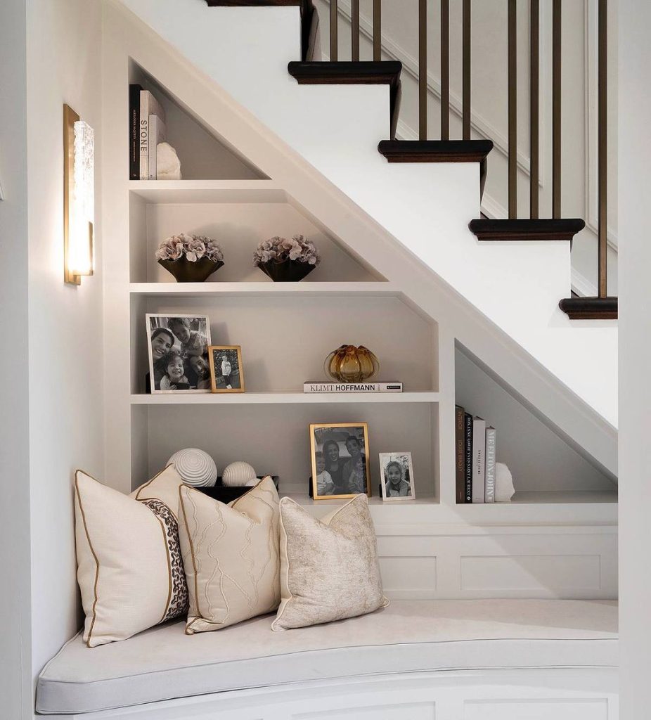 Entry & Hallway