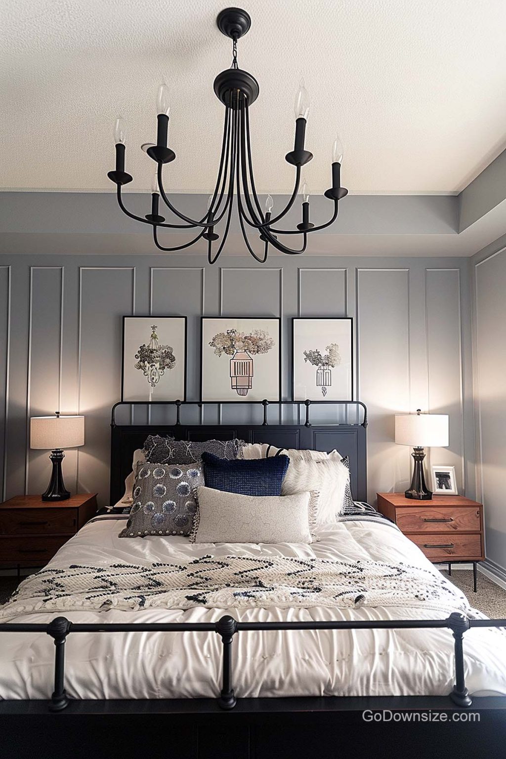 23 Bedrooms With Chandeliers That Look Amazing | GoDownsize