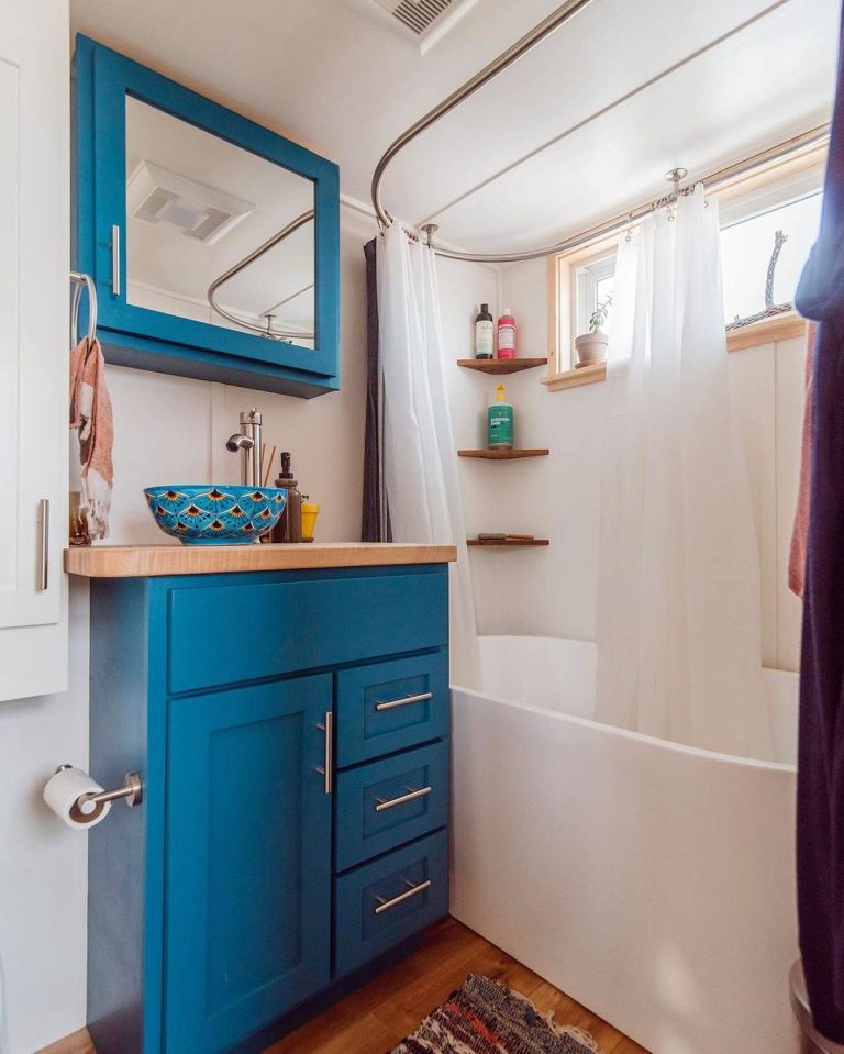 Tiny Houses With Shower: 28 Designs That Just Work | GoDownsize